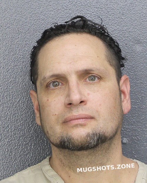 PERRY CHRISTOPHER C 07/20/2023 - Broward County Mugshots Zone