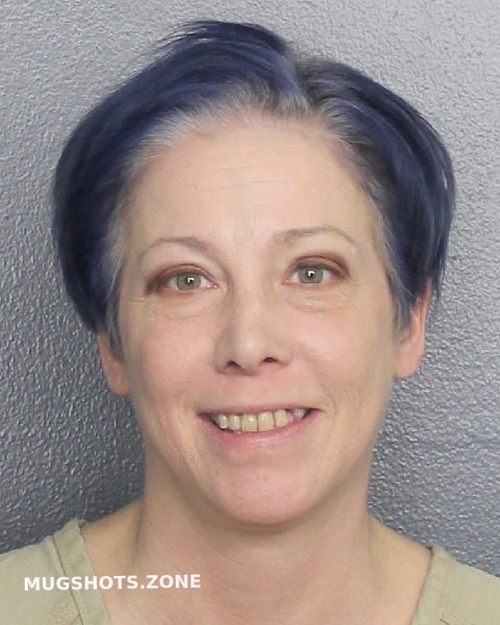 BIRD JANET CHRISTINE 07/25/2023 - Broward County Mugshots Zone