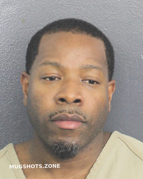 SAINT-HILAIRE KERVENS 08/10/2023 - Broward County Mugshots Zone