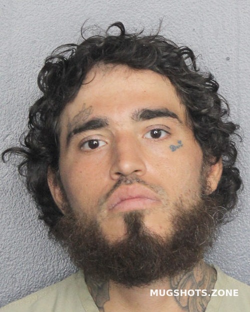 FUENTES HAROLD 08/18/2023 - Broward County Mugshots Zone
