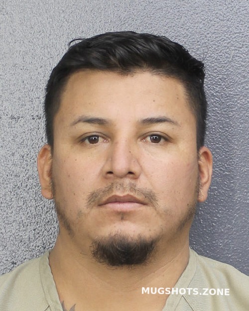 LOPEZ MARTINEZ WILLIAM 08/25/2023 - Broward County Mugshots Zone LOPEZ MARTINEZ WILLIAM 08/25/2023 - Broward County Mugshots Zone