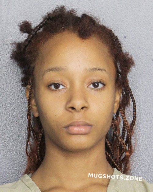 DAVIS LYNNETTE FANY 11/24/2023 - Broward County Mugshots Zone
