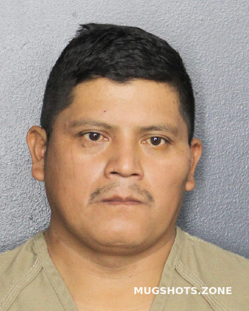 VASQUEZ HUGO 12/25/2023 - Broward County Mugshots Zone