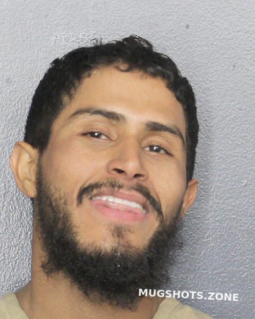 CRUZ RICARDO ANTONIO 04/29/2024 - Broward County Mugshots Zone