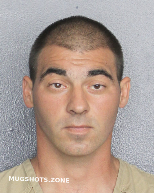 VANNAH DANIEL THOMAS 05/02/2024 - Broward County Mugshots Zone