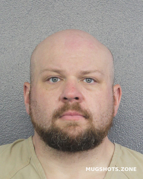 VIOLAND BRADLEY WILLIAM 05/06/2024 - Broward County Mugshots Zone