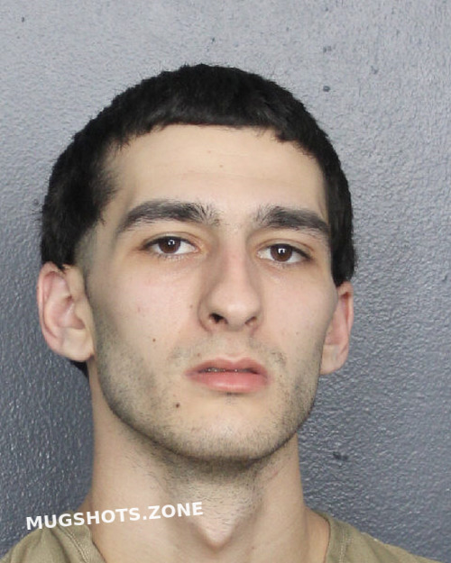 CALDERON DAMIN 05/17/2024 - Broward County Mugshots Zone