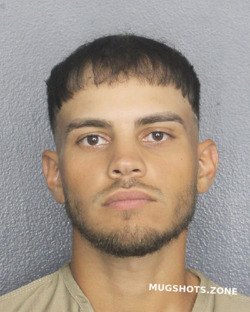 RENGIFO DARIAN LEONARDO 07/27/2024 - Broward County Mugshots Zone