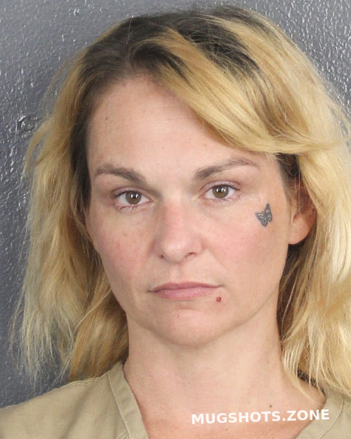 STRAWN KRYSTAL SUE 07/28/2024 - Broward County Mugshots Zone