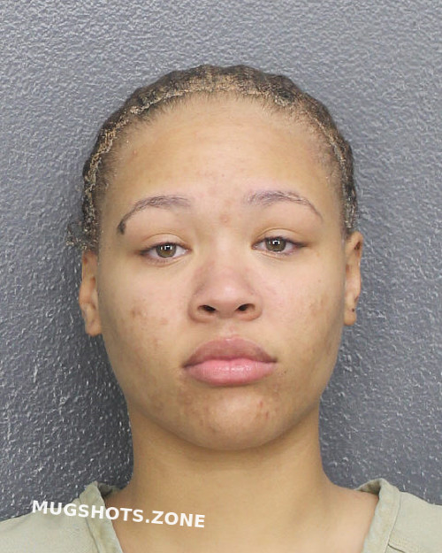 WIGGINS MYA LASHEA 10/25/2024 - Broward County Mugshots Zone
