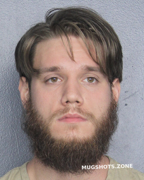 TINDER AUSTIN RICHARD 11/03/2024 - Broward County Mugshots Zone
