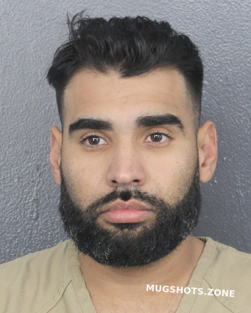 MARTINEZ OSMANY 01/29/2025 - Broward County Mugshots Zone