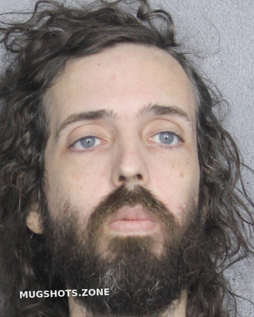 LUCERO RYAN PATRICK 03/27/2025 - Broward County Mugshots Zone