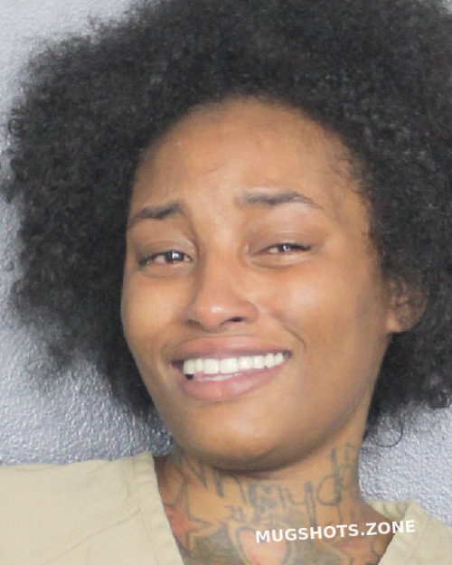 MCCRAY TERRELL LYZN 05/23/2025 - Broward County Mugshots Zone