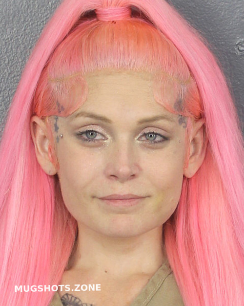 SWANSON KAYLA HOPE 09/04/2025 - Broward County Mugshots Zone