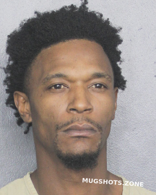 WASHINGTON MICHAEL GAVIN 10/09/2025 - Broward County Mugshots Zone