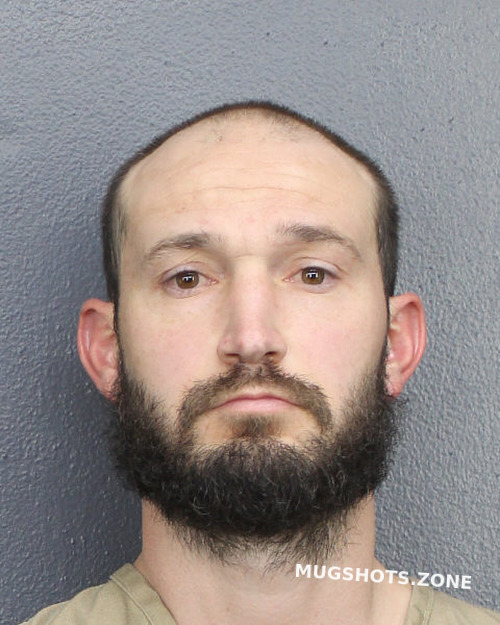 HERNANDEZ CHRISTOPHER MICHAEL 11/01/2025 - Broward County Mugshots Zone