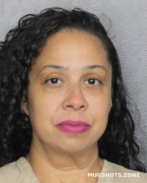PASCALL YAMIRIS 11/11/2025 - Broward County Mugshots Zone