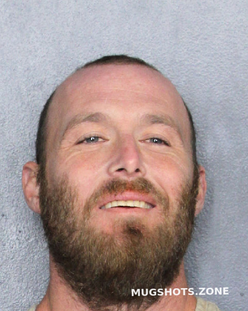 TUTT MICHAEL LOCKHART 11/11/2025 - Broward County Mugshots Zone