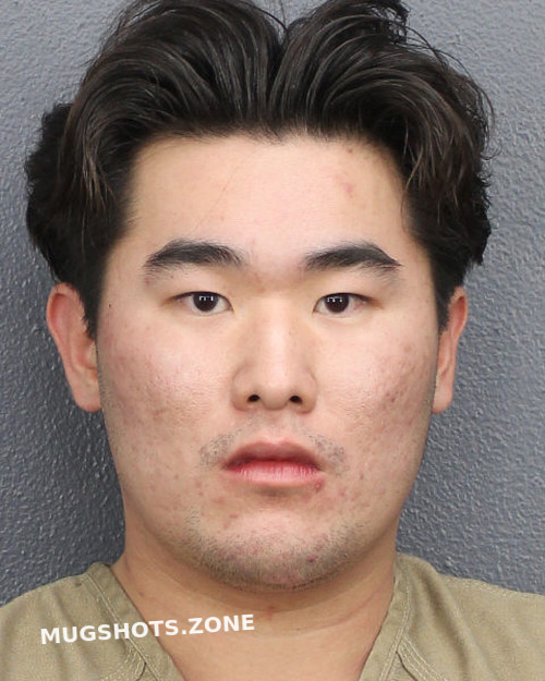 TRUONG RON HOANG 01/04/2026 - Broward County Mugshots Zone