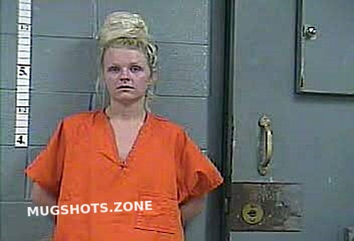 LOYALL KRISTYN HOPE 11/05/2022 - Bullitt County Mugshots Zone