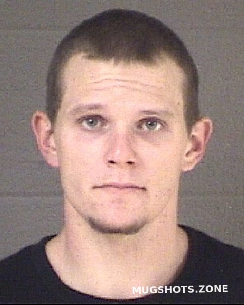 BUCKNER DYLAN 11/15/2021 - Buncombe County Mugshots Zone