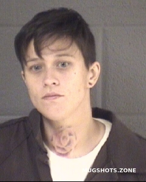 DAVIS JODI TANE 05/18/2022 - Buncombe County Mugshots Zone