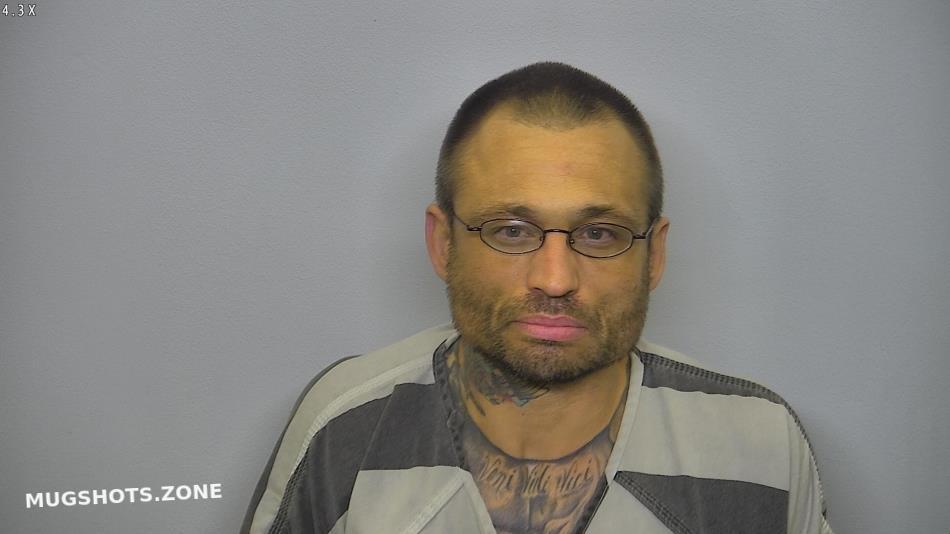HATTON JUSTIN LEE 04/02/2021 - Burleigh County Mugshots Zone