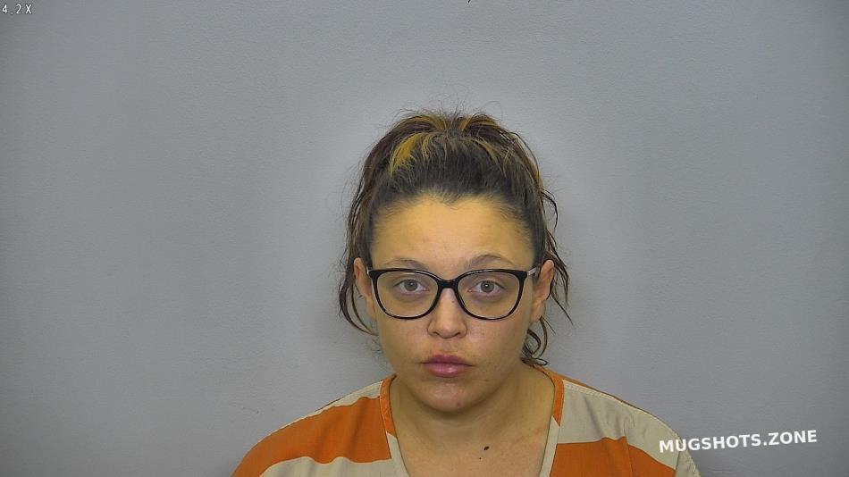 SCHOOLEY CALLY MARIE 04/06/2021 - Burleigh County Mugshots Zone