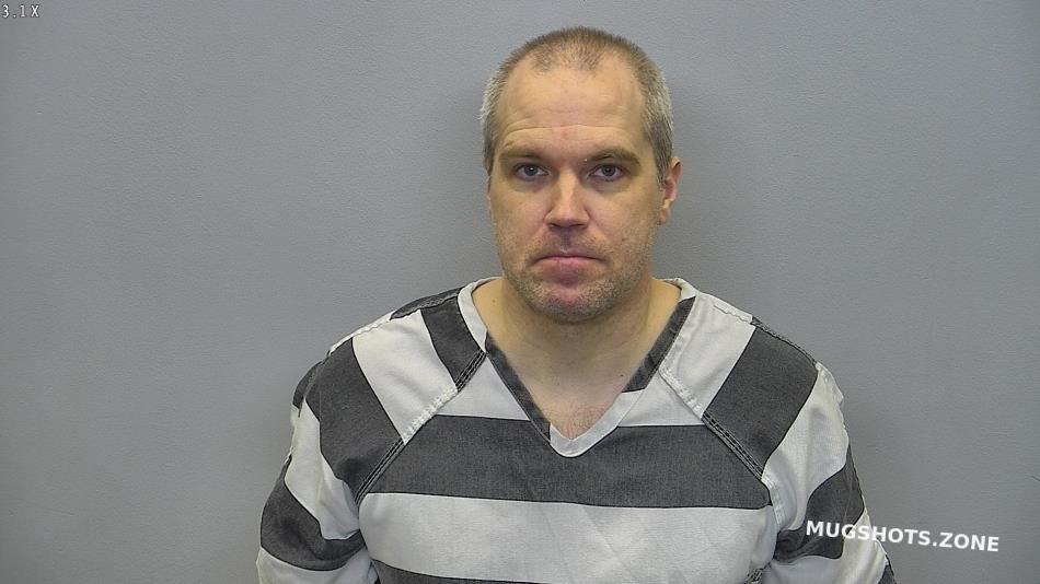 HOYT TRAVIS ANDREW 08/19/2022 - Burleigh County Mugshots Zone