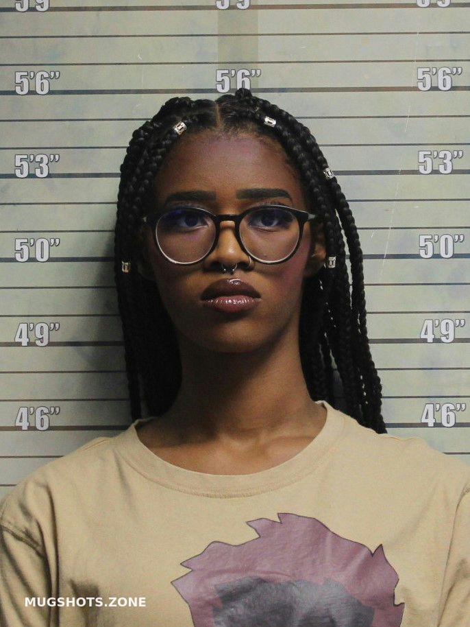 SAMPSON MARIAH NICOLE 03/27/2025 - Butler County Mugshots Zone