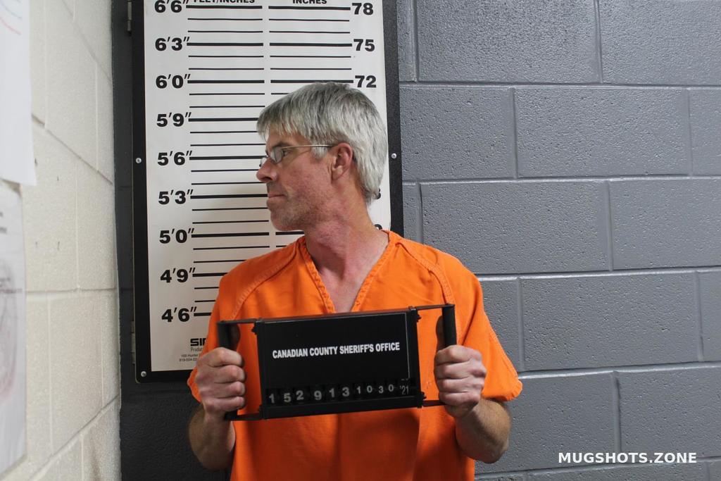 ROBERTSON DARREN ISAAC 10/30/2021 - Canadian County Mugshots Zone