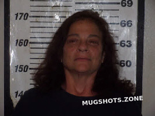 LATTA CAROLYN LORENZA 10/25/2021 - Carteret County Mugshots Zone