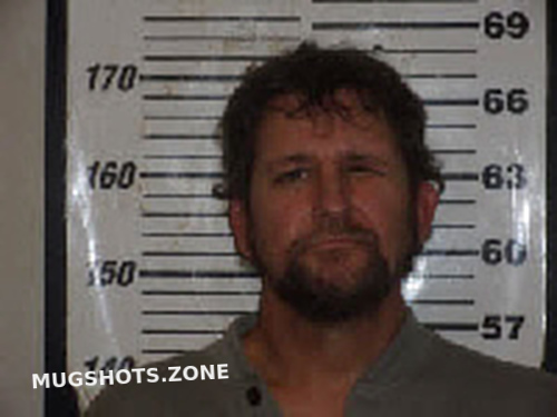HALL JONATHAN DAVID 02/03/2022 - Carteret County Mugshots Zone