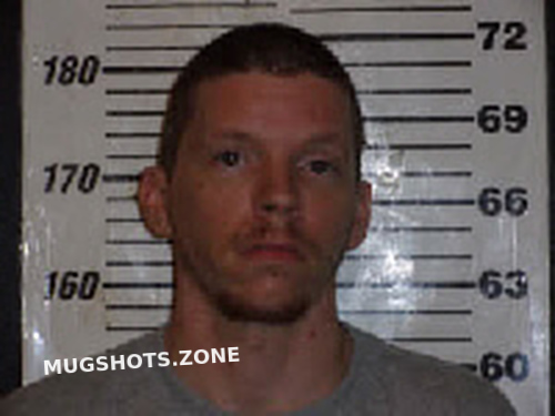 WILLIS AARON DANIEL 03/07/2022 - Carteret County Mugshots Zone