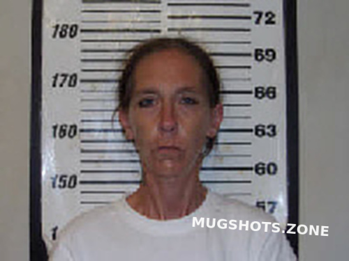 RUFFIN STEPHANIE FARMER 08/19/2022 - Carteret County Mugshots Zone