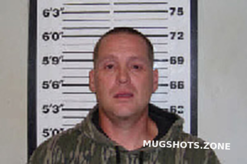 LYONS CHAD WILLIAM 11/23/2022 - Carteret County Mugshots Zone