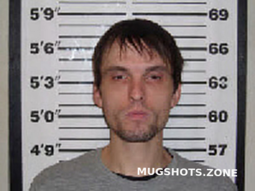 ROBINETTE TYLER BRAXTON 12/01/2022 - Carteret County Mugshots Zone ROBINETTE TYLER BRAXTON 12/01/2022 - Carteret County Mugshots Zone