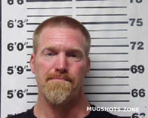 BROWN CHRISTOPHER NEAL 05/06/2025 - Carteret County Mugshots Zone