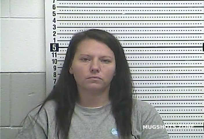 CURRY MARANDA L 11/21/2022 - Casey County Mugshots Zone