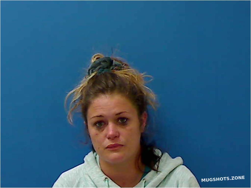 LINDSAY BRITTANY GERALDINE 11/20/2021 - Catawba County Mugshots Zone