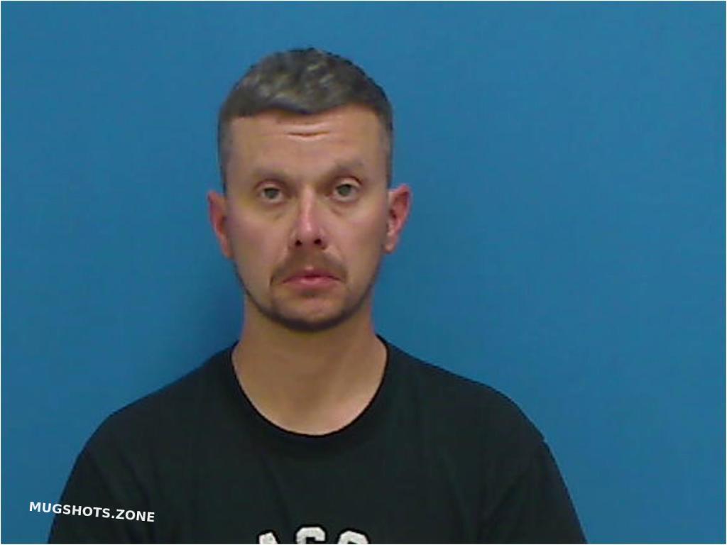 CRUMP TRAVIS MITCHELL 10/18/2022 - Catawba County Mugshots Zone