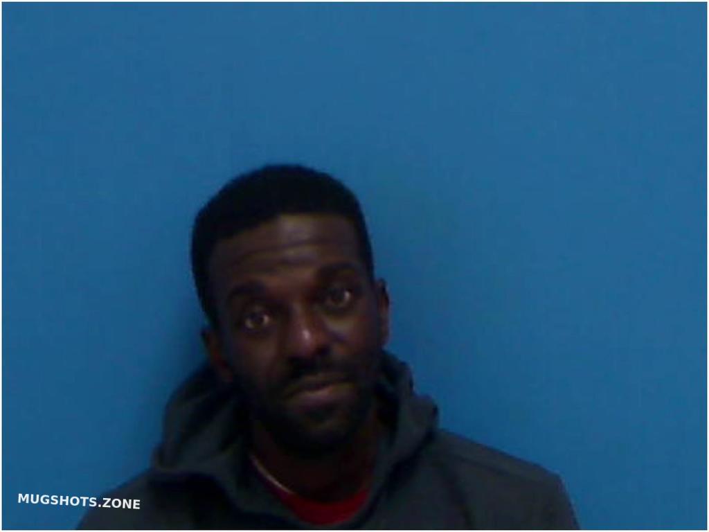 CHISLOM JR MAJOR LEVI 10/24/2023 - Catawba County Mugshots Zone CHISLOM JR MAJOR LEVI 10/24/2023 - Catawba County Mugshots Zone