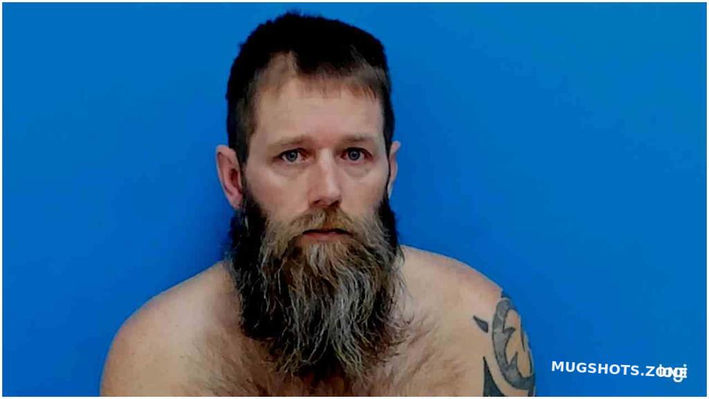 THOMPSON JONATHAN ADRIAN 01/30/2024 - Catawba County Mugshots Zone