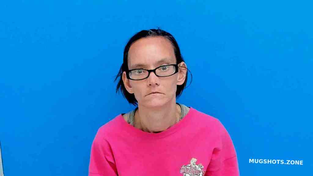 EVERTS-COLE NICOLE LYNN 04/12/2025 - Catawba County Mugshots Zone