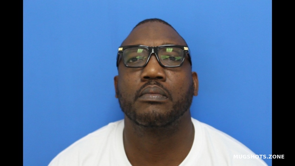 REINHARDT DERRICK TERRELL 01/05/2026 - Catawba County Mugshots Zone