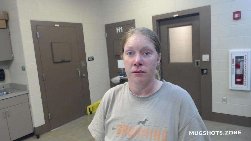 WALBORN SARAH 05/17/2025 - Cedar County Mugshots Zone