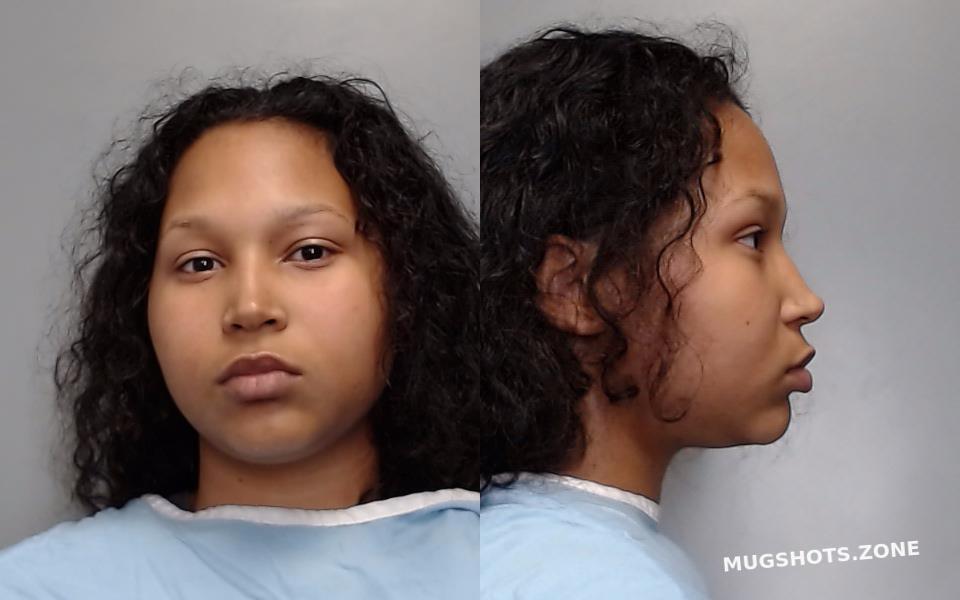 CARR TRINEICE E 09/10/2022 - Champaign County Mugshots Zone