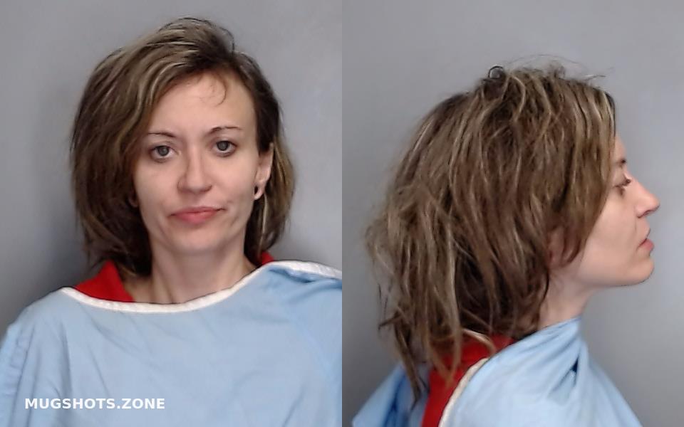 LANE BRITTNEY L 10/02/2022 - Champaign County Mugshots Zone