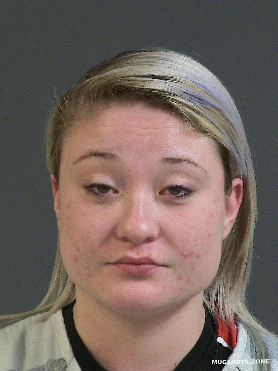 BRIZENDINE CAMERON BRIANNA 11/26/2021 - Charleston County Mugshots Zone